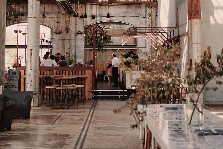 Fatto Wins Shop Bahrain Best Customer Service 2016 - Al Ghalia